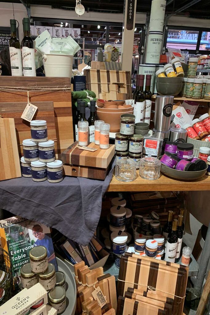 Gift Guide – Eugene Weekly