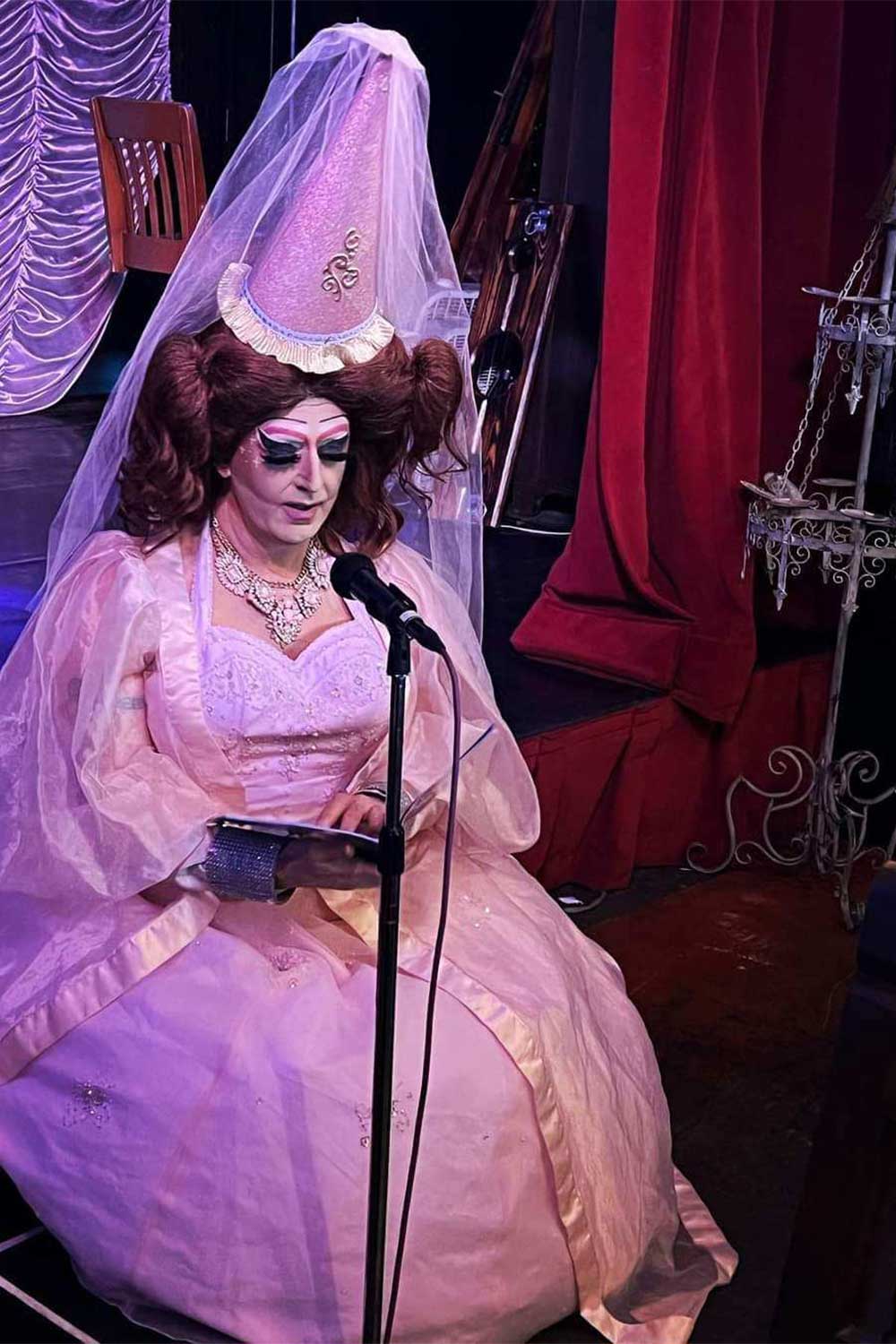 Drag Your Family to Bingo – Eugene Weekly