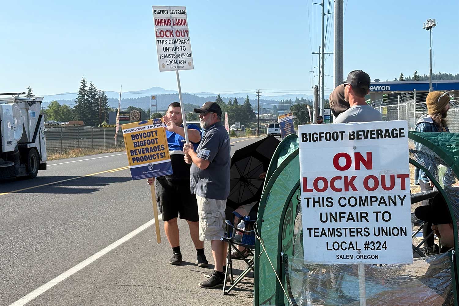 Bigfoot Still Walking the Line – Eugene Weekly