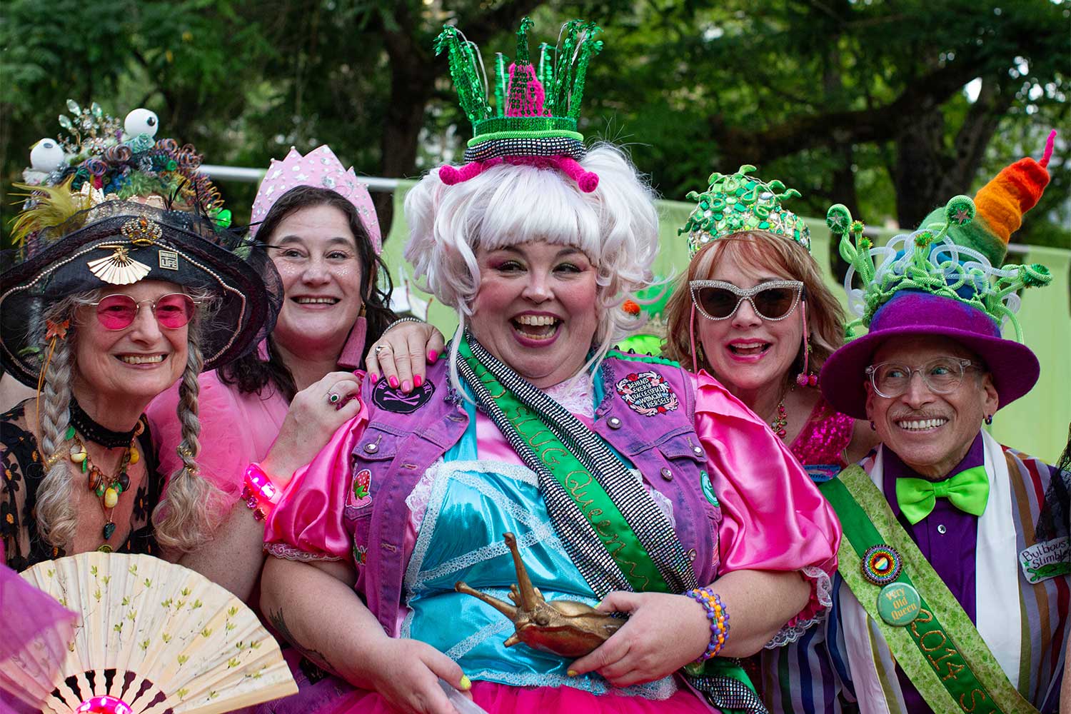 God SLUG the Queen – Eugene Weekly