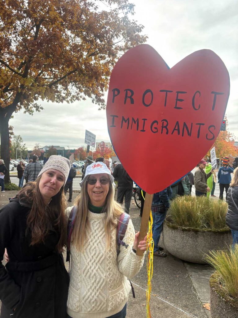 Protester Detained for Unattended Bag at Federal Building – Eugene Weekly